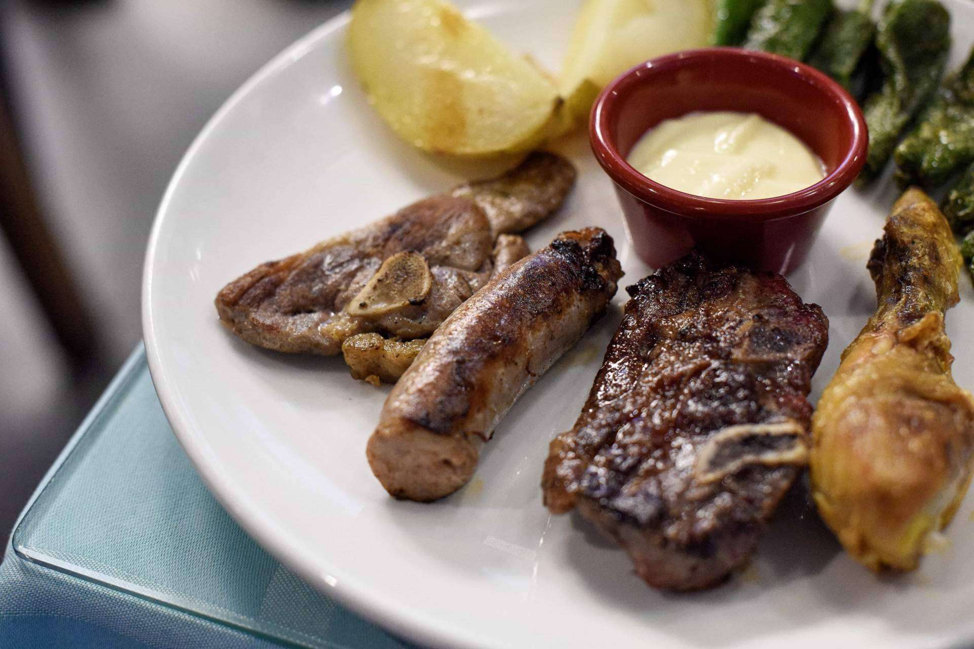 Uno de los mejores lugares para disfrutar de la comida a la brasa en la ...